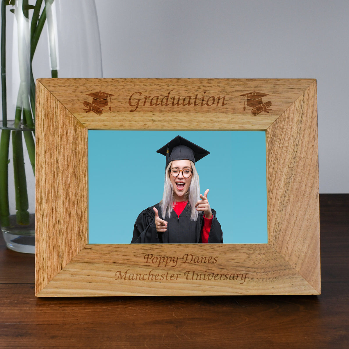 Personalised Wooden 6x4 Landscape Graduation Frame – Spoken Gifts LTD